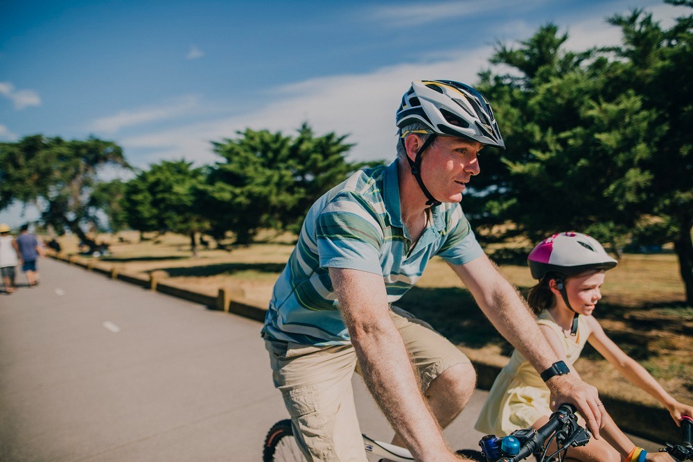 Correr e pedalar: conheça os benefícios dessas atividades e veja dicas ...